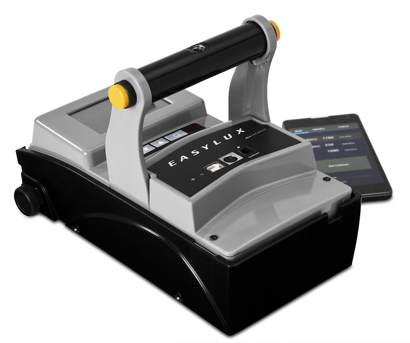 Easylux Mini Retroreflectometer » Epic Solutions